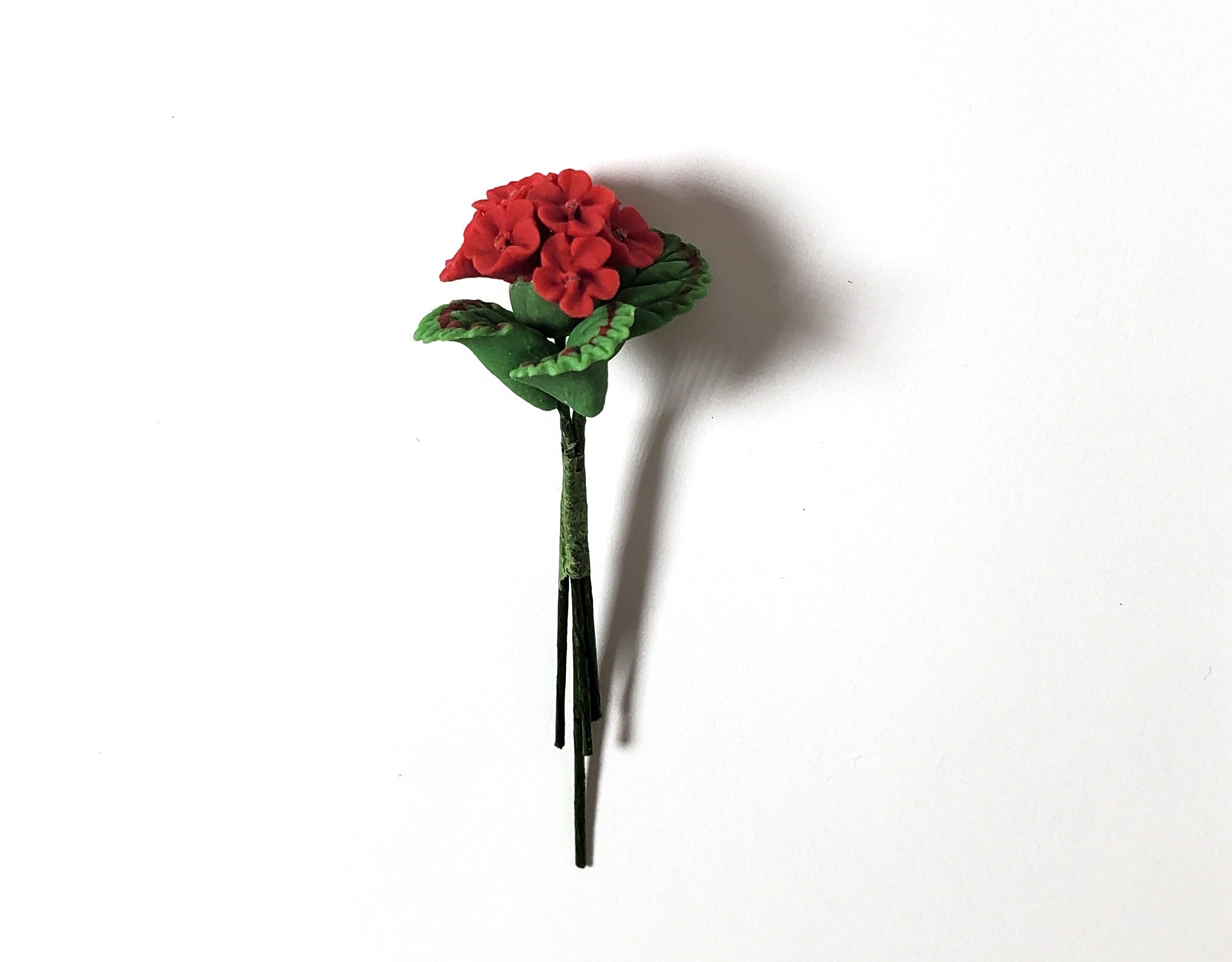 Dollhouse Red Geranium Single Stem with Foliage 1:12 Scale Miniature ...