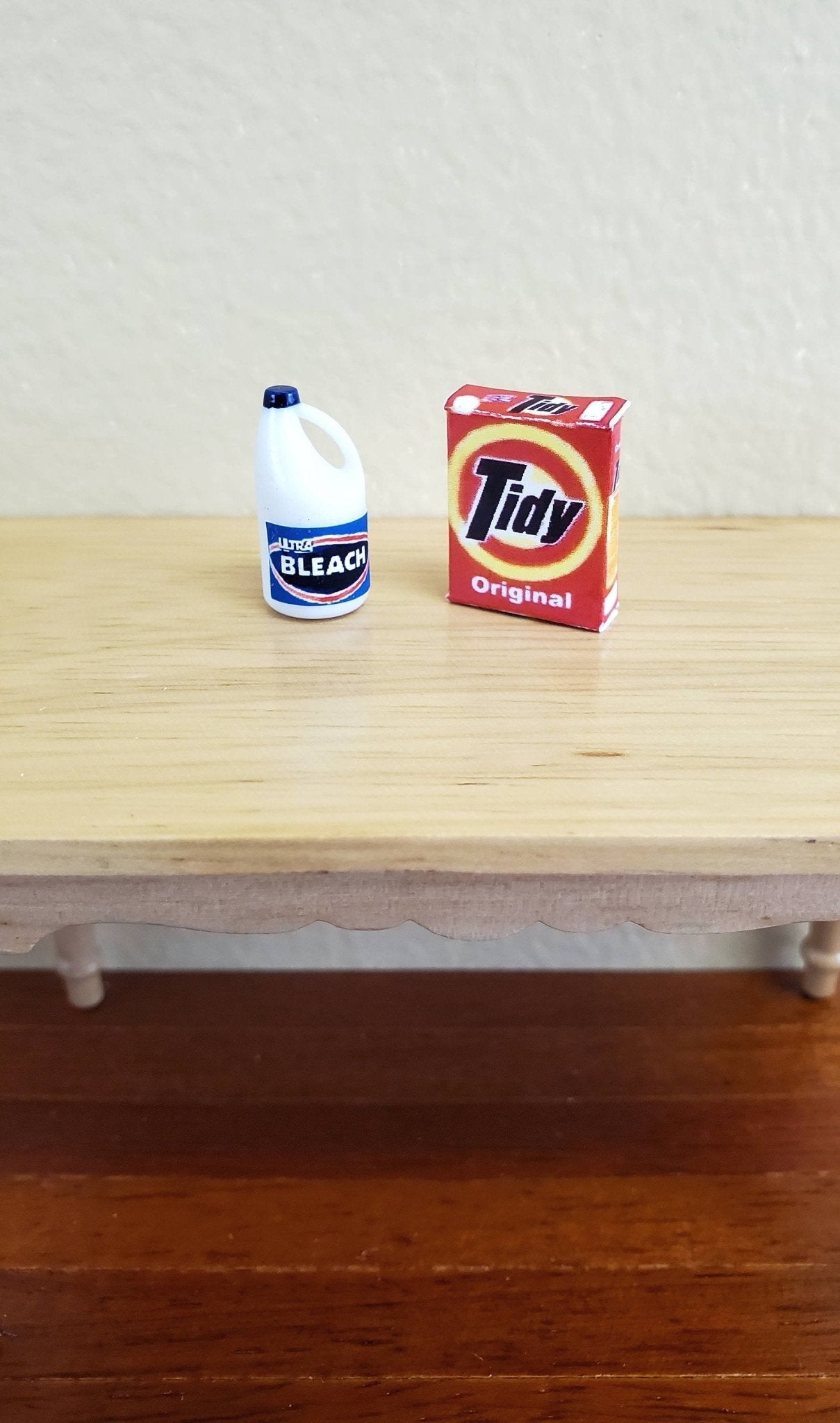 Dollhouse Miniature Bleach & Boxed Laundry Detergent 1:12 Scale Laundry ...